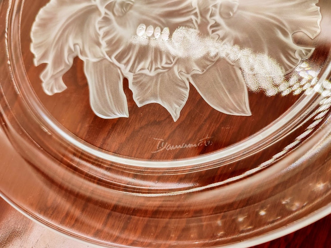 Hoya Crystal Art Engraving Series Plate - Etsy