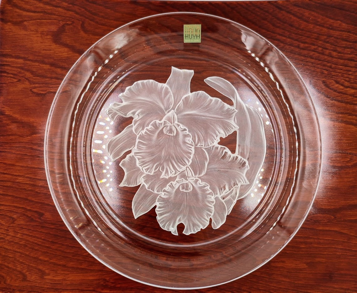 Hoya Crystal Art Engraving Series Plate - Etsy