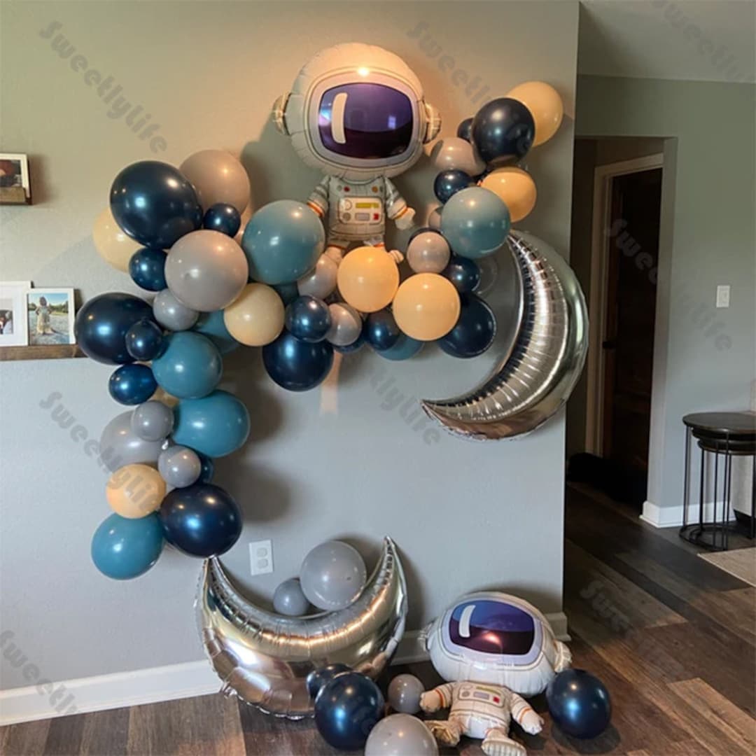 69pcs Astronaut Boy Theme Party Balloon Arch Slate Blue Cream Peach ...