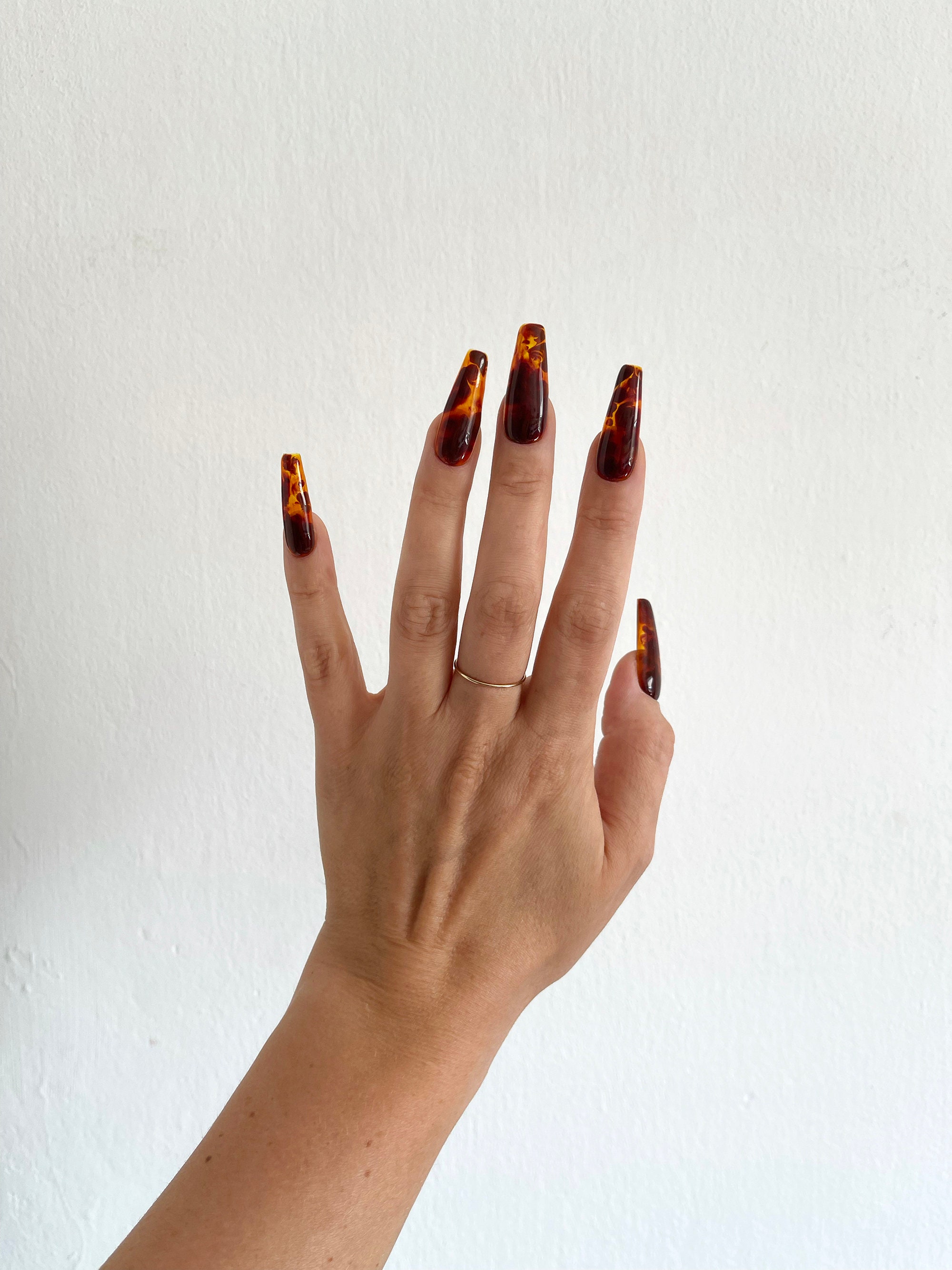 CLASSY TORTOISE SHELL Kim Reusable Press on Nails Stiletto | Etsy