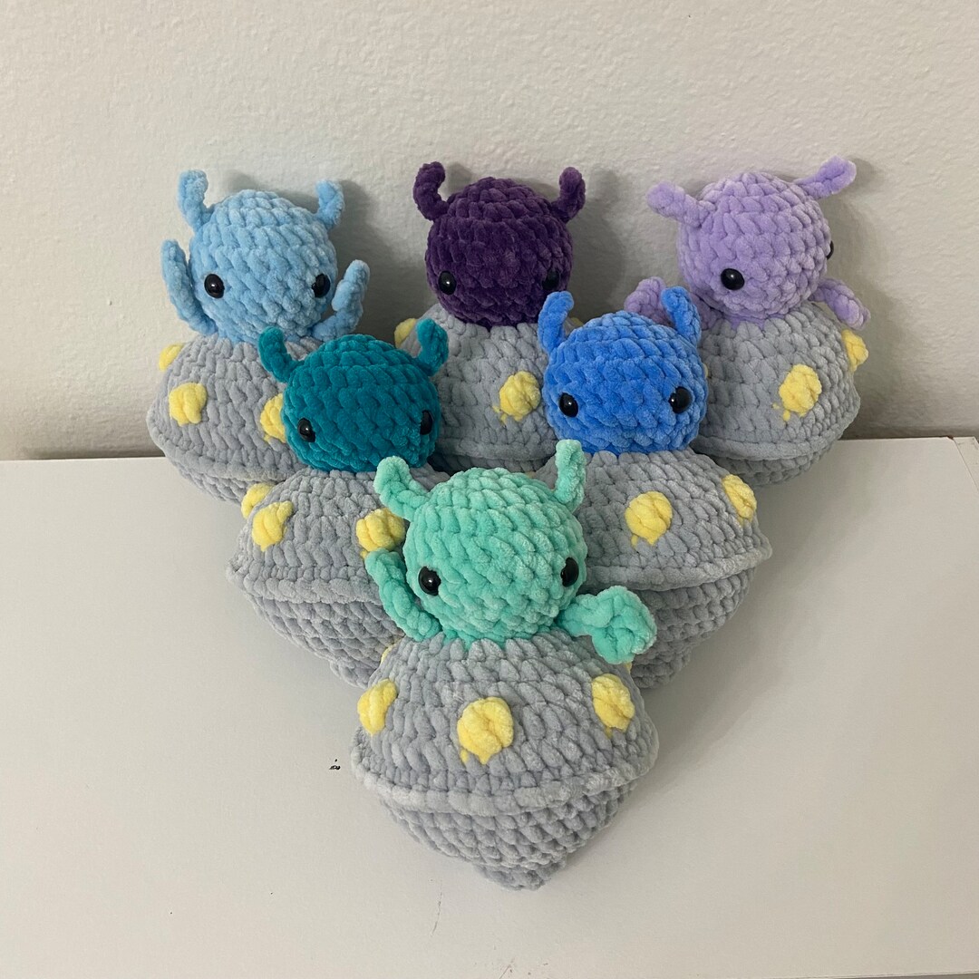 Crochet Alien in Spaceship Plush Crochet Alien Plush - Etsy