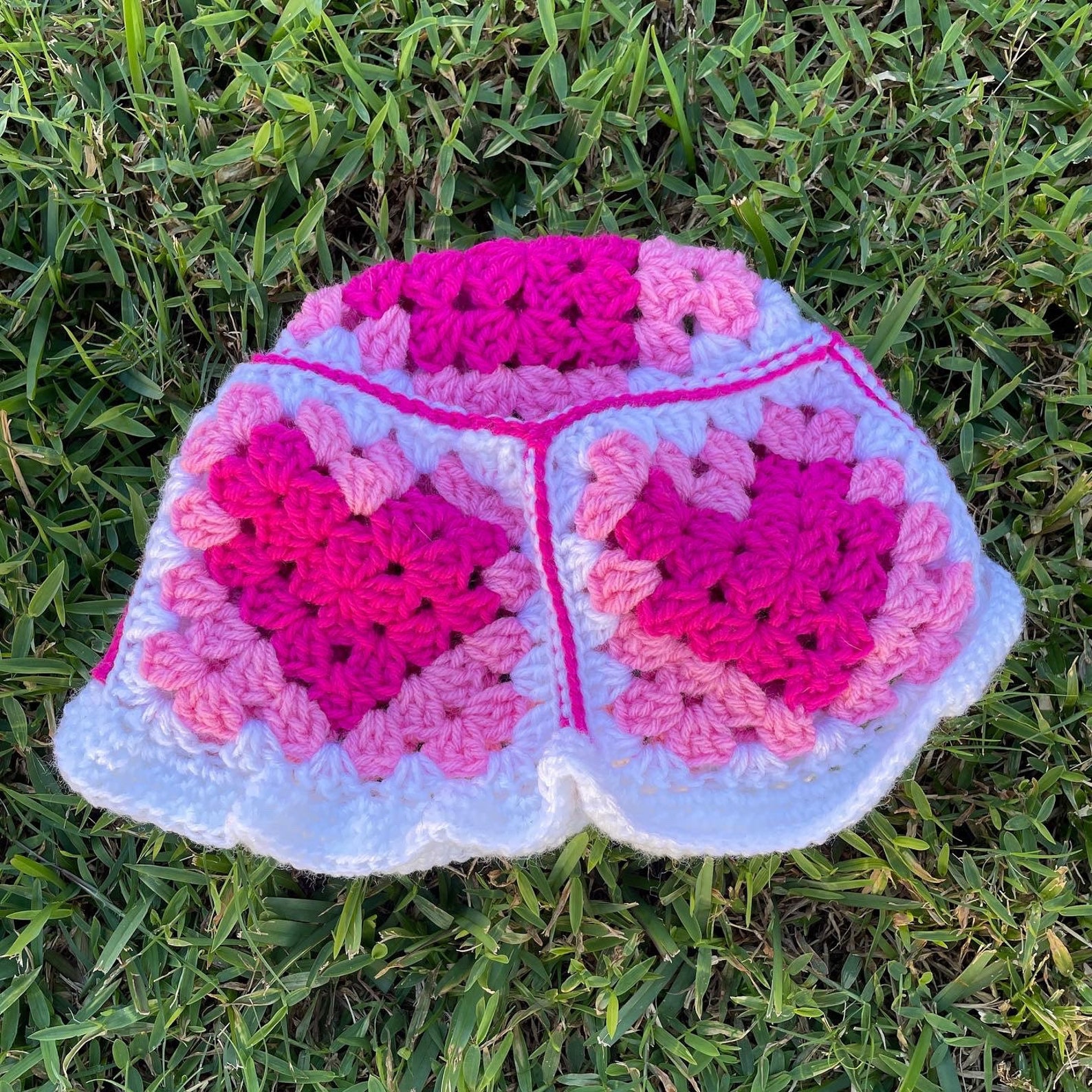 Sweetheart Granny Square Heart Crochet Bucket Hat - Etsy