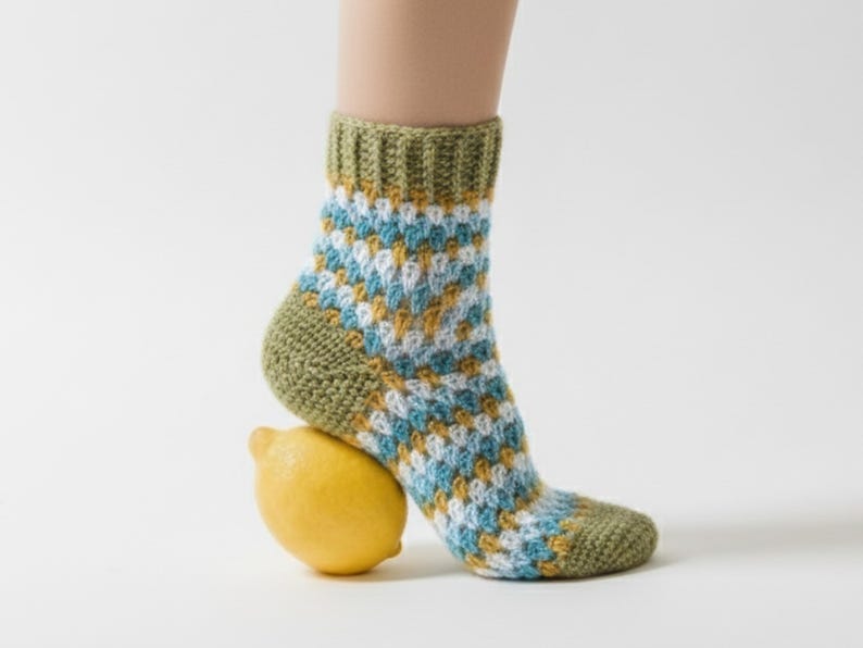 EASY Crochet Sock DIY Pattern (PDF) | Beginner Friendly | Trodos Socks ...