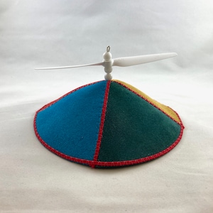 Yamakopter | the Original Novelty Kippah With a Spinning Propeller, the ...