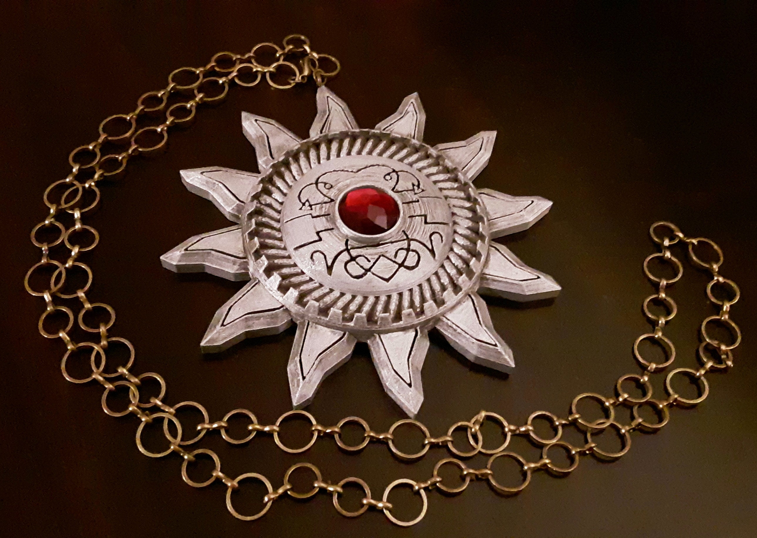 Holy Symbol of Ravenkind Amulet Prepainted Curse of Strahd | Etsy