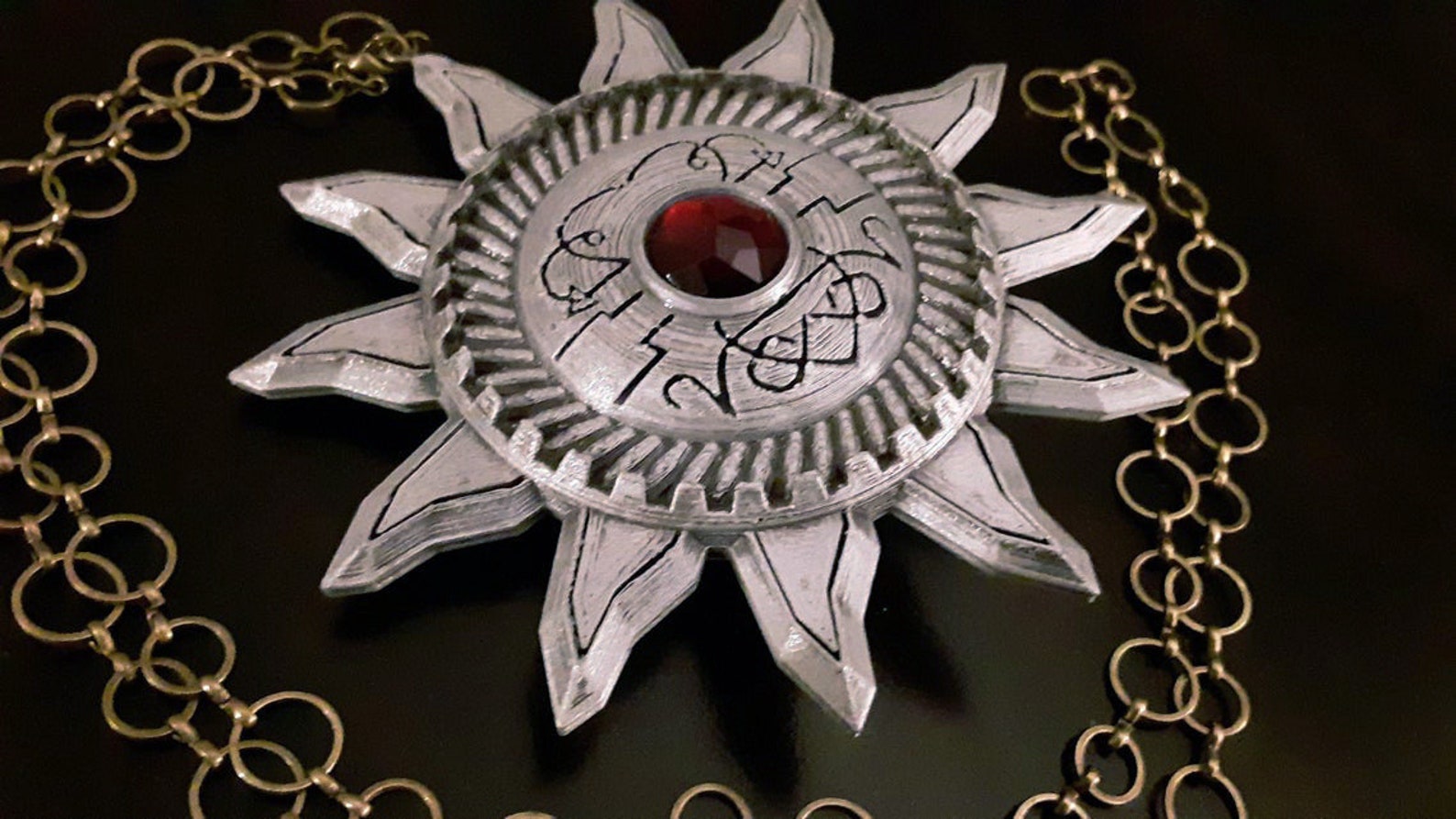 Holy Symbol of Ravenkind Amulet Prepainted Curse of Strahd Ravenloft D ...