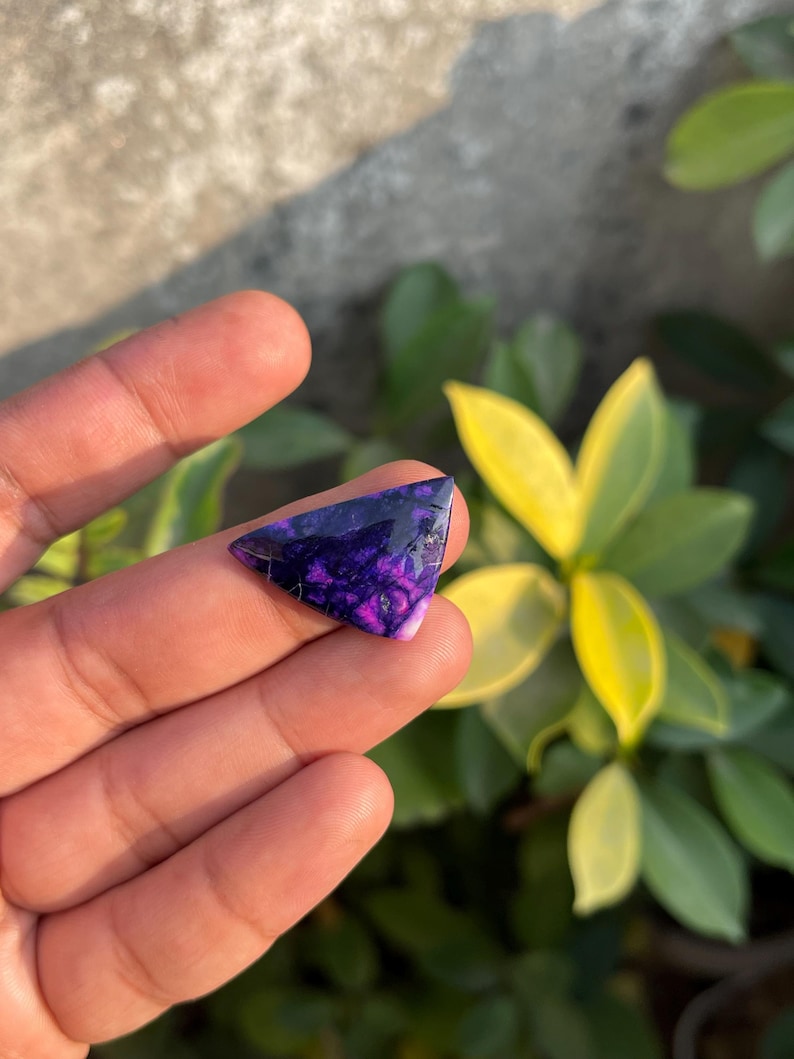Sugilite Cabochon: Sugilite Stone (28x20.mm,11.ct) - Etsy