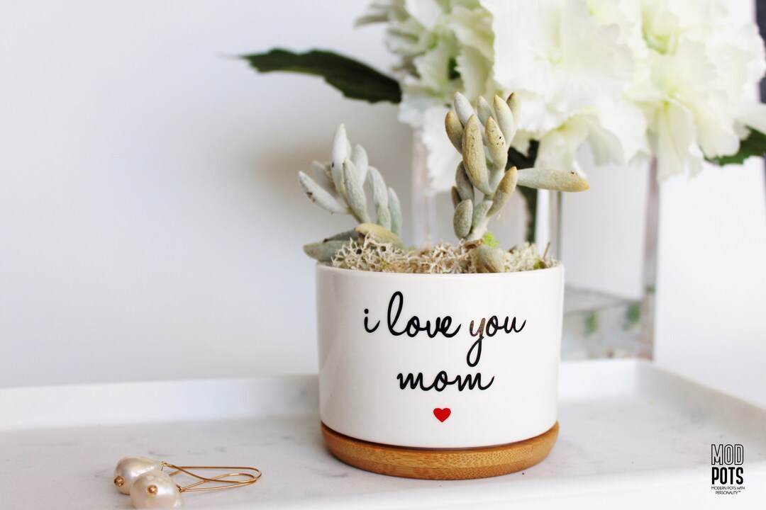 I Love You Mom | Christmas Gift for Mom | Mom Christmas Gift | Present ...