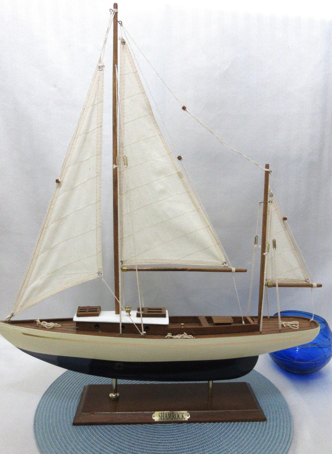 SAILBOAT, SHAMROCK, MODEL, 24, Teak Wood, White Sails, Famous Racing ...