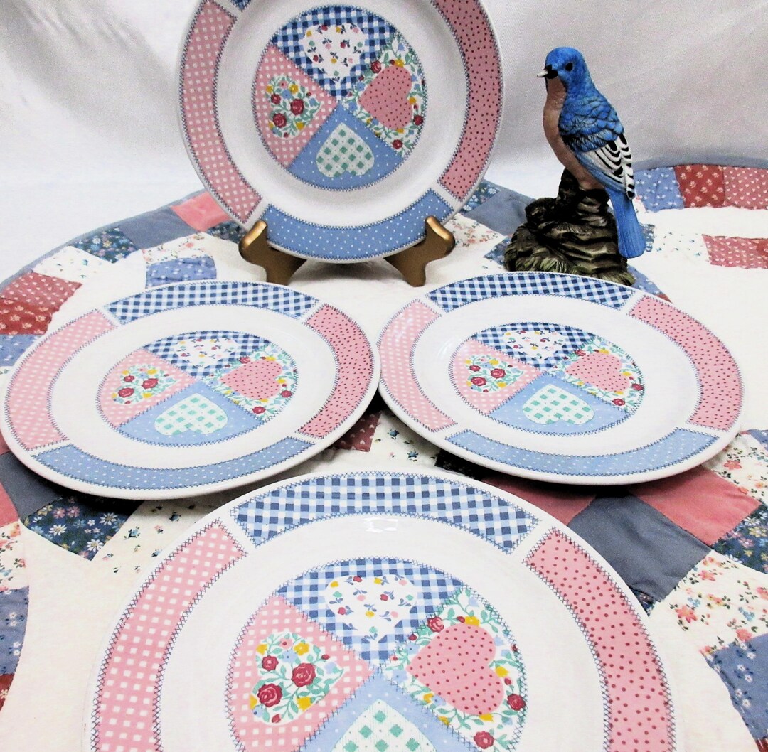 SALAD/ PLATES PLATES, 7 1/2", Quilt Design, Hearts & Flowers, 4 ...