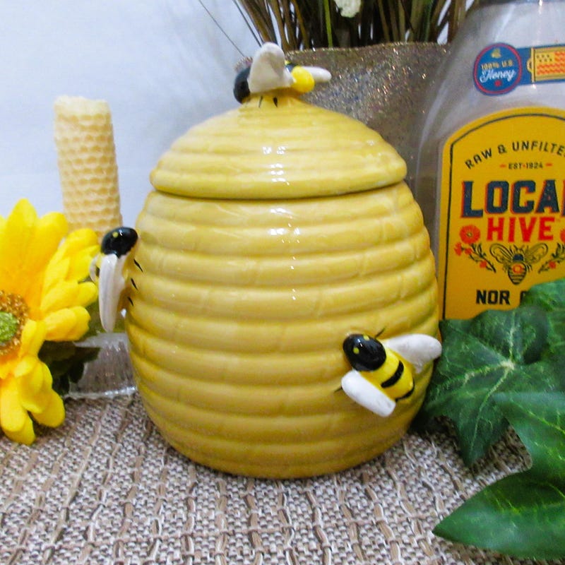 Hobby Lobby Bee - Etsy