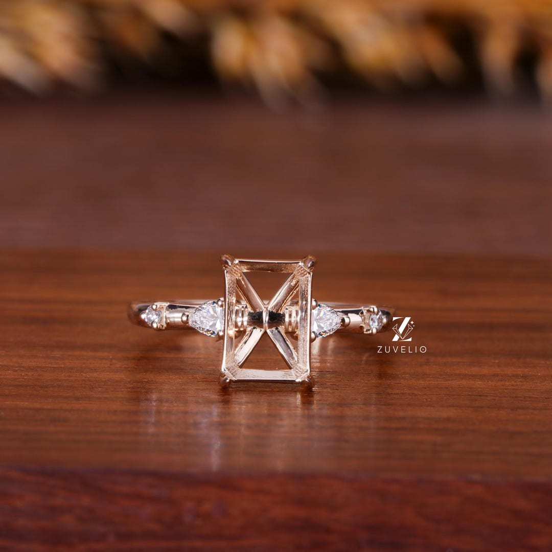 Semi Mount Setting in Yellow Gold for Radiant / Emerald Cut Loose ...
