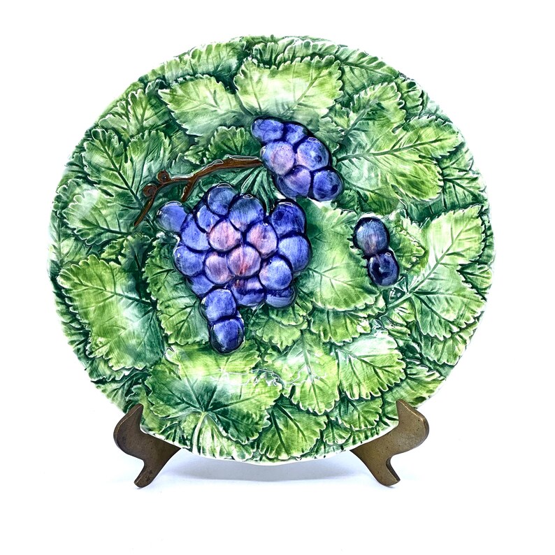 Vintage Italy Hand Painted 8" Ceramic Grapes and Leaves Plate Majolica ...