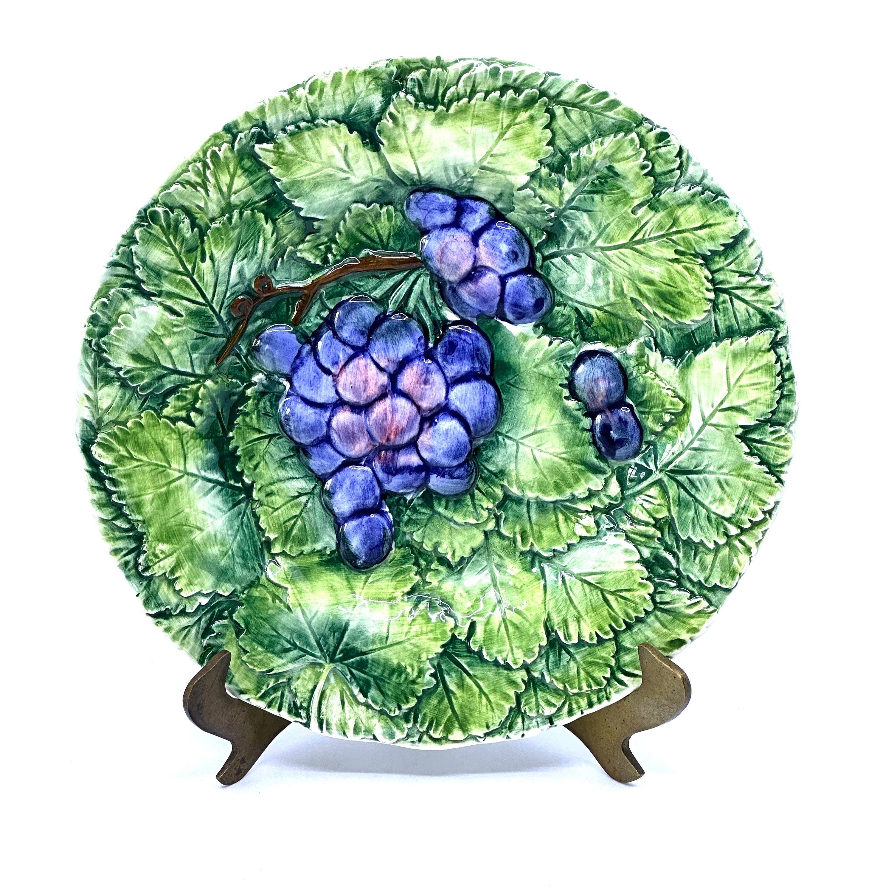 Vintage Italy Hand Painted 8" Ceramic Grapes and Leaves Plate Majolica ...