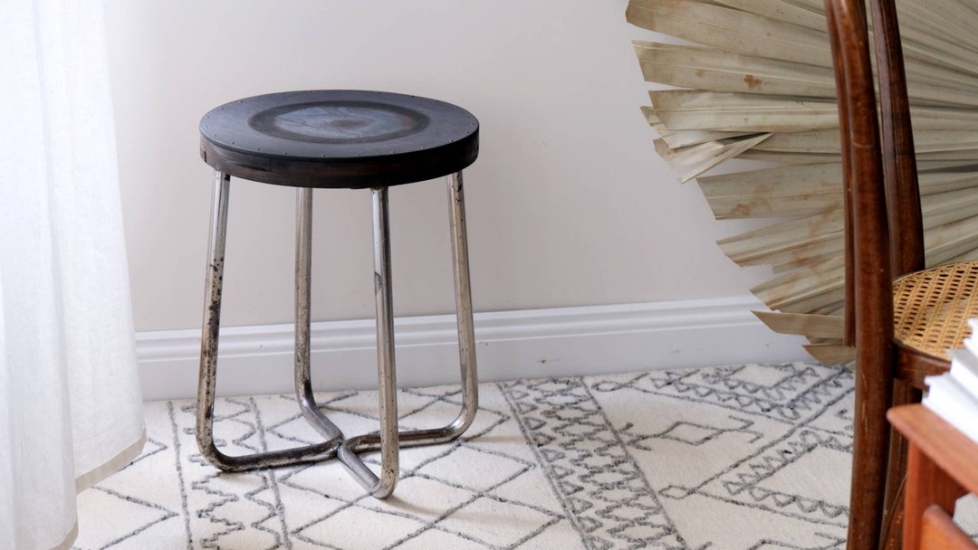 Round Bauhaus Stool in Chromed Tubular Steel, B77 Design - Etsy