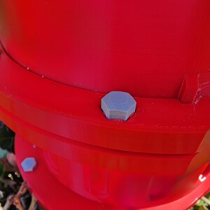 Fire Hydrant Bird House for Birds, 3D Printed Decorative Bird Feeder ...