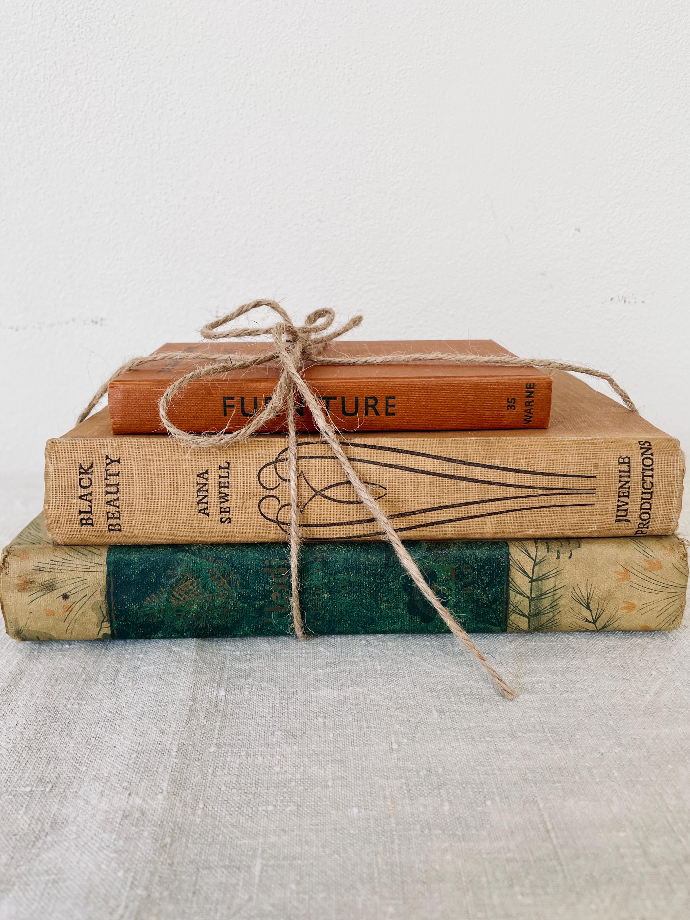 Vintage Book Bundle - Etsy