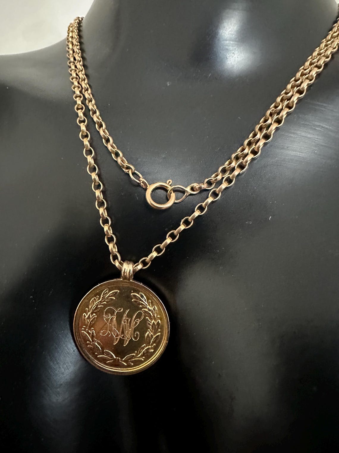 George VI Old 9K Rose Gold Monogram Medallion With Laurel Leaves ...