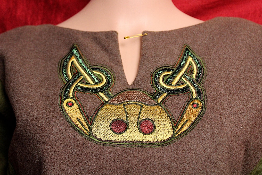 Viking Slavic Linen Viking Slavic Tunic Shirt With Silk Odin Embroidery ...