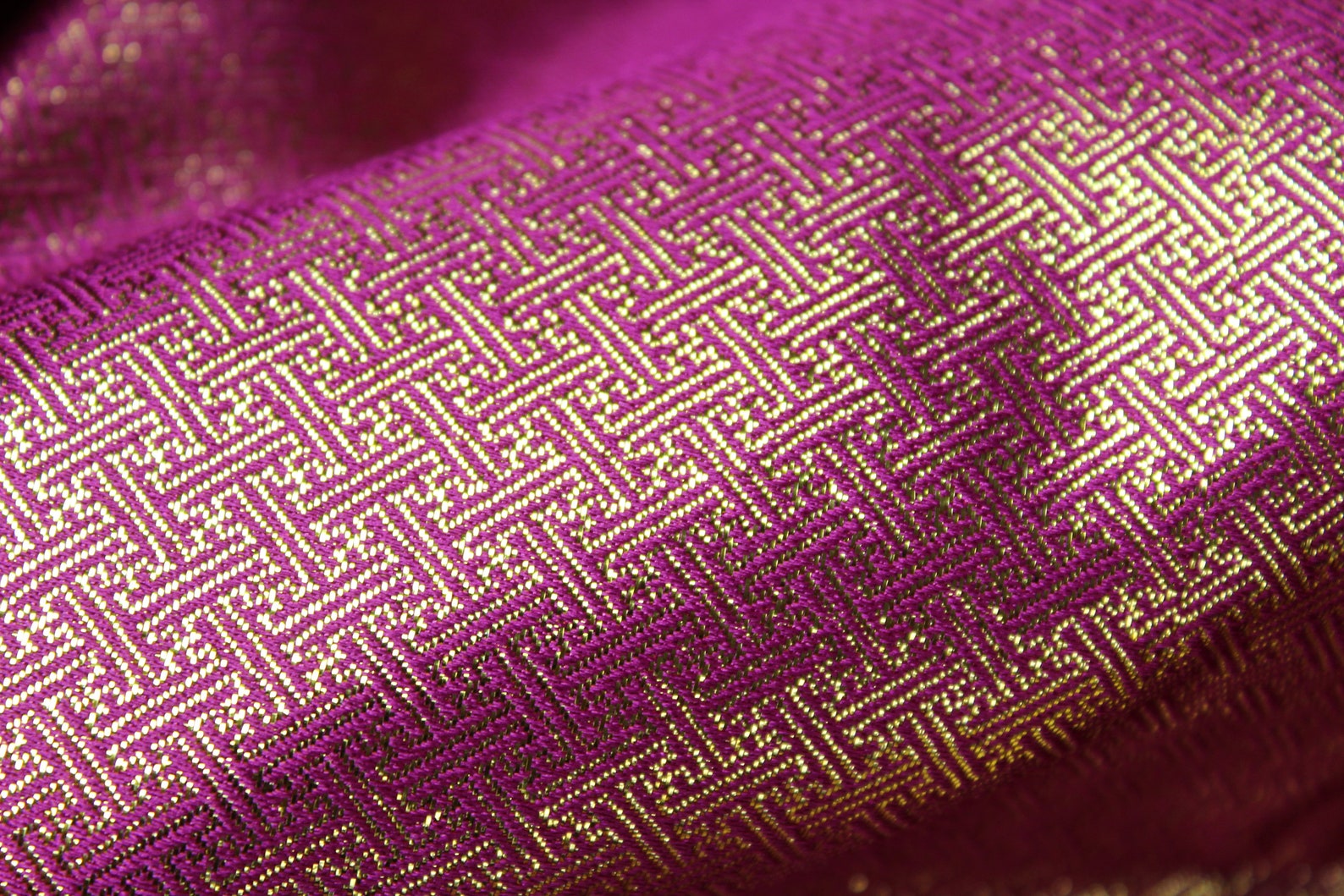 Brocaded Silk Fabric Textile Brocade Geometrical Viking Reenactment ...