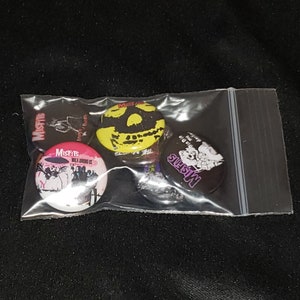 7 Misfits Buttons 1 Inch Pin Button Pins Misfits Die Die Earth AD Walk ...