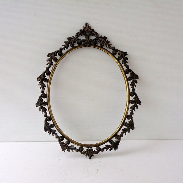 Vintage Oval Frame - Etsy