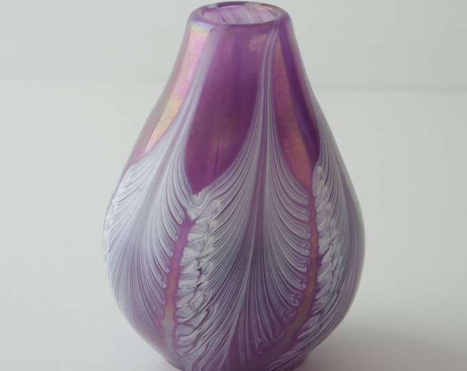 Evan Chambers Vase Art, Glass Lustre, Pavonine Glass, Iridescent Lilac ...