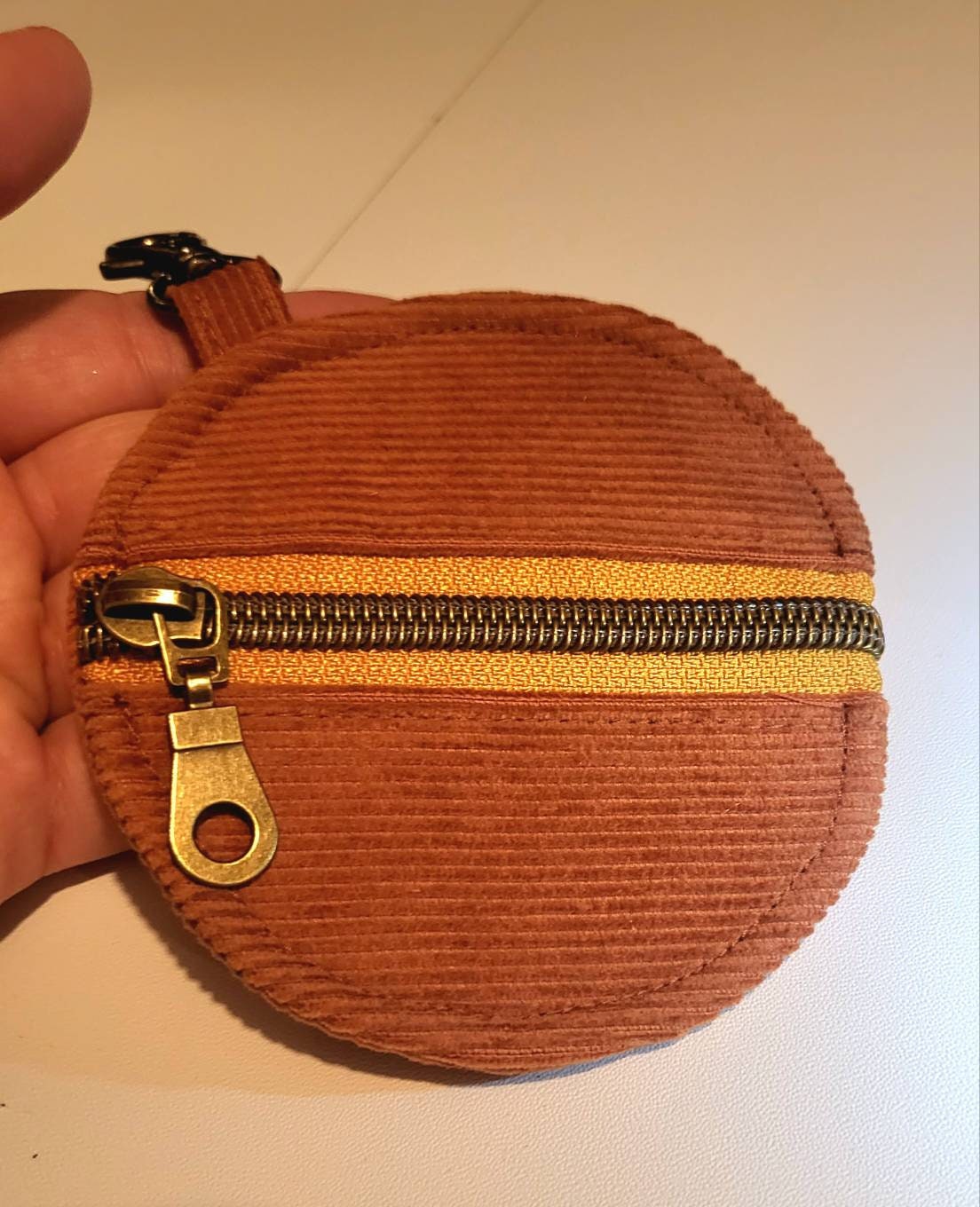 Custom Ear Buds Case - Etsy