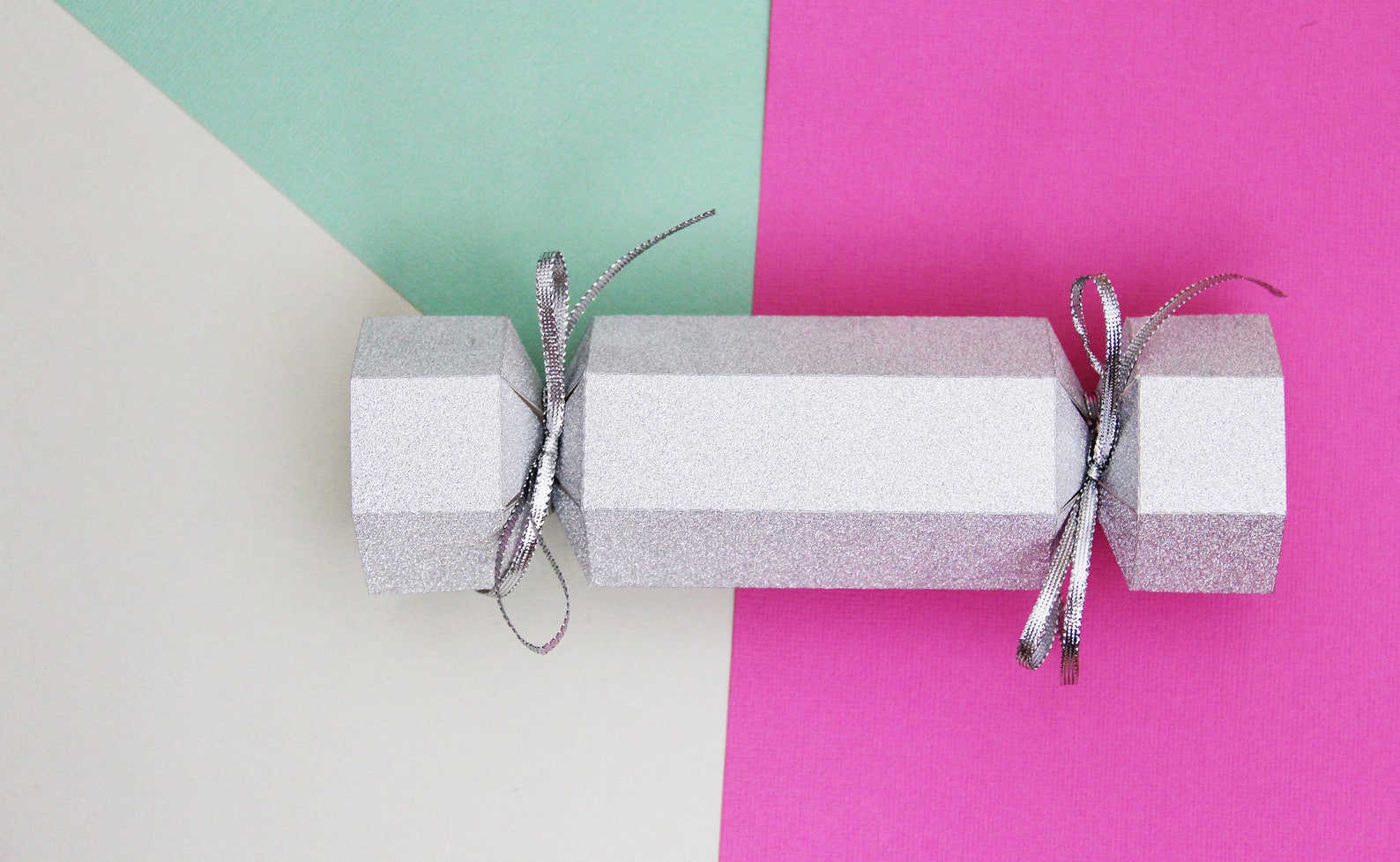 Cracker With Plain Edge SVG Christmas Cracker Template | Etsy