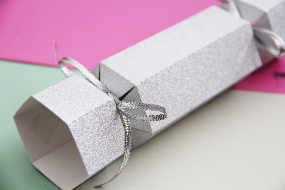 Cracker With Plain Edge SVG Christmas Cracker Template | Etsy