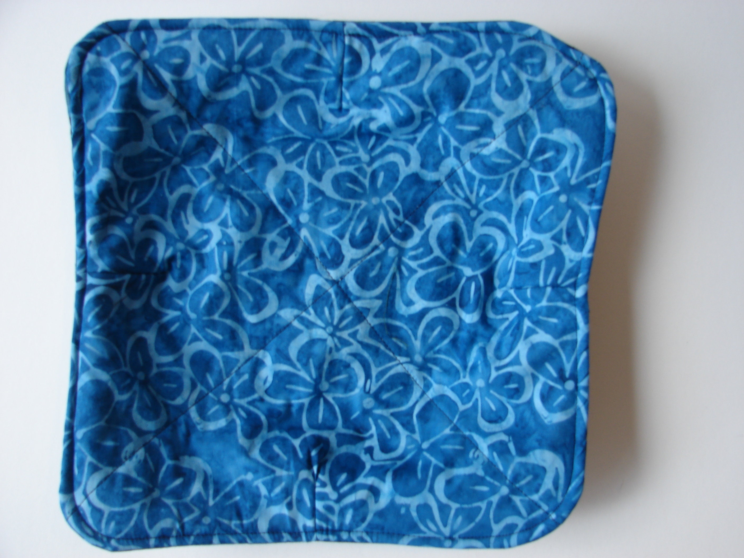 Blue Flowers Batik Plate Cozy/ Microwaveable,washable, Reversible ...