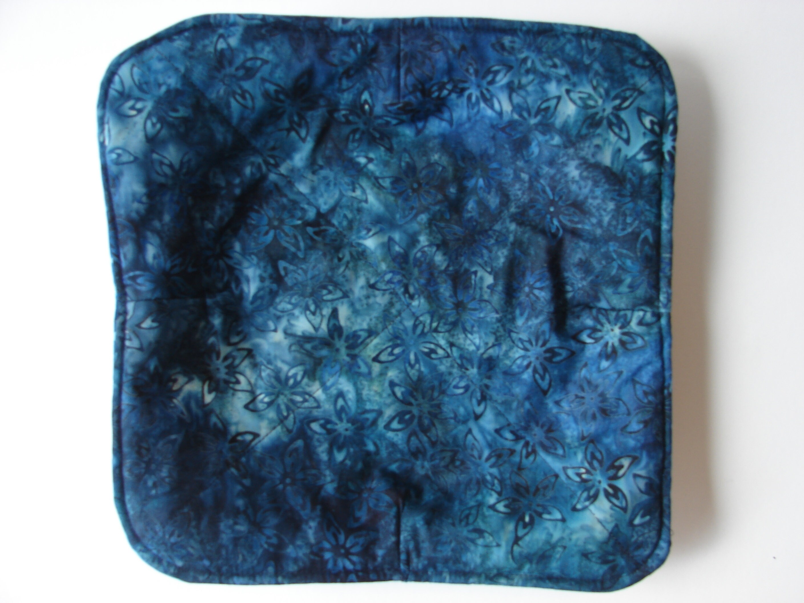 Blue Flowers Batik Plate Cozy/ Microwaveable,washable, Reversible ...