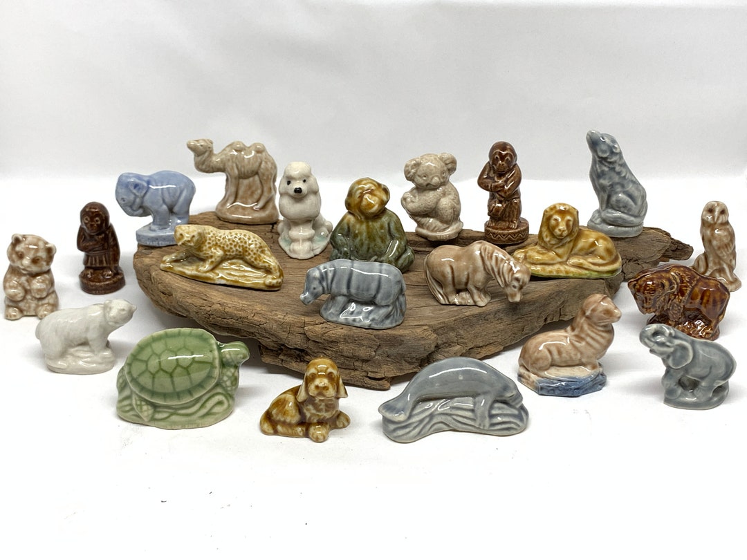 21 Vintage Wade England Figurines - Etsy