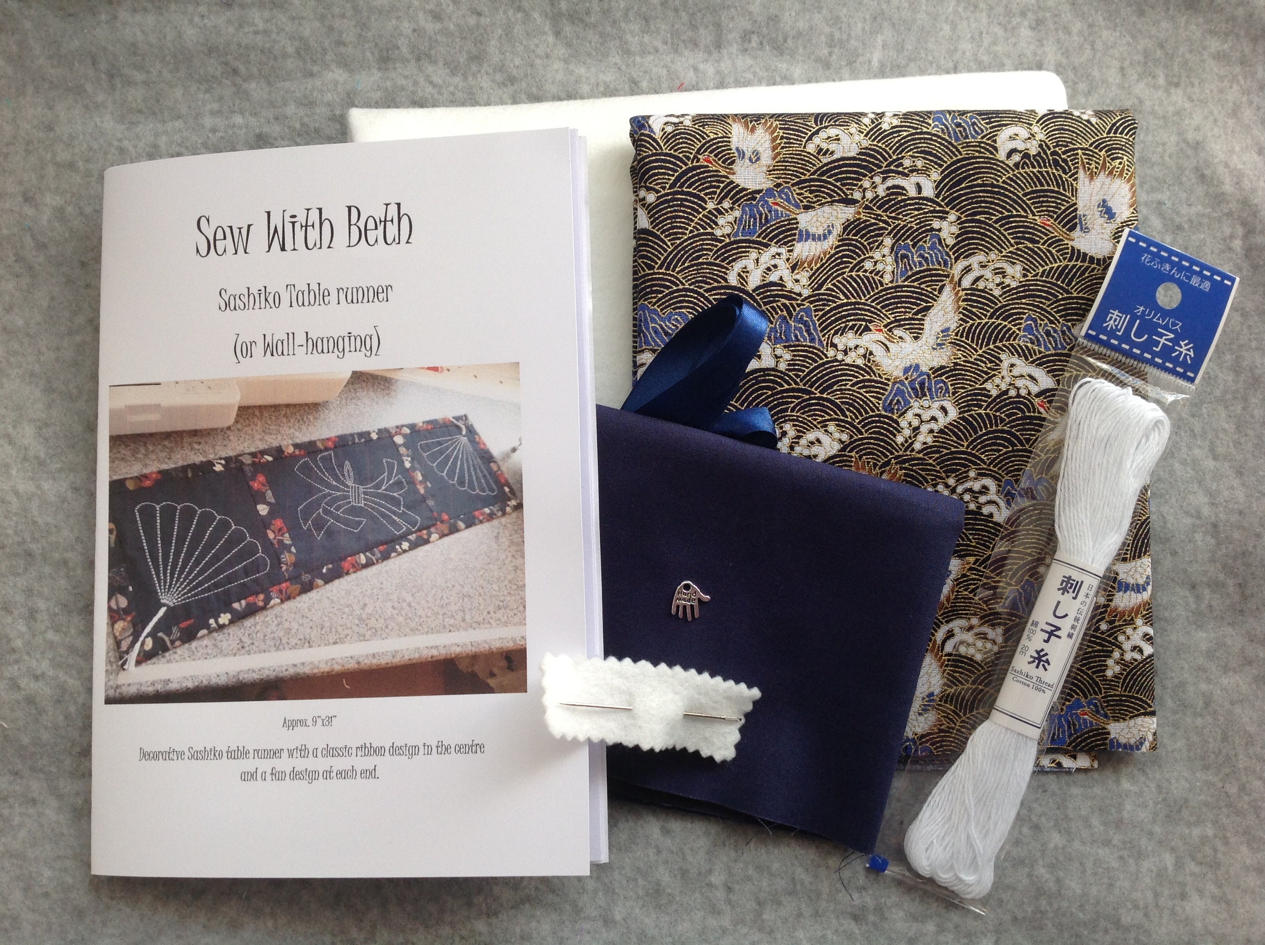 Sashiko Fan and Ribbon Table Runner Kit Navy & Gold Japanese - Etsy España