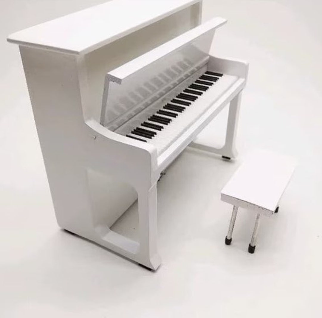 Miniature Exclusive Classic White Piano Mini Music Instrument Signature ...
