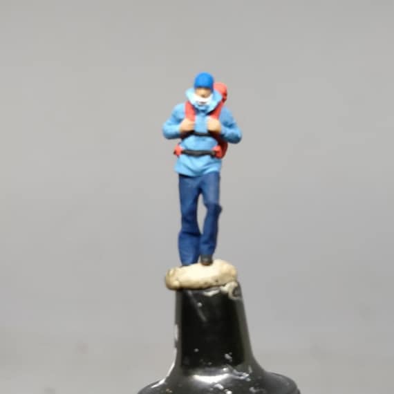 Miniature Figure Action Traveller Hiking Climbing Scale 1:87 - Etsy