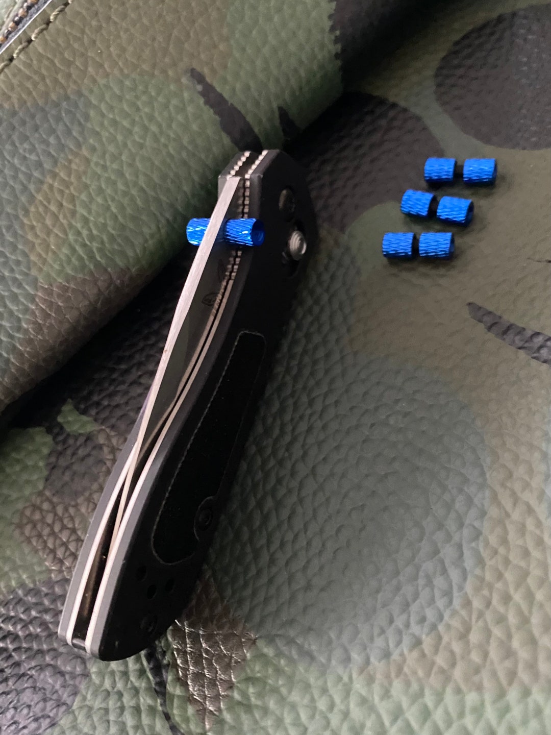 Benchmade Turret • DS-GRIP Thumb Stud • Faster Opening • 1x Thumb Stud ...