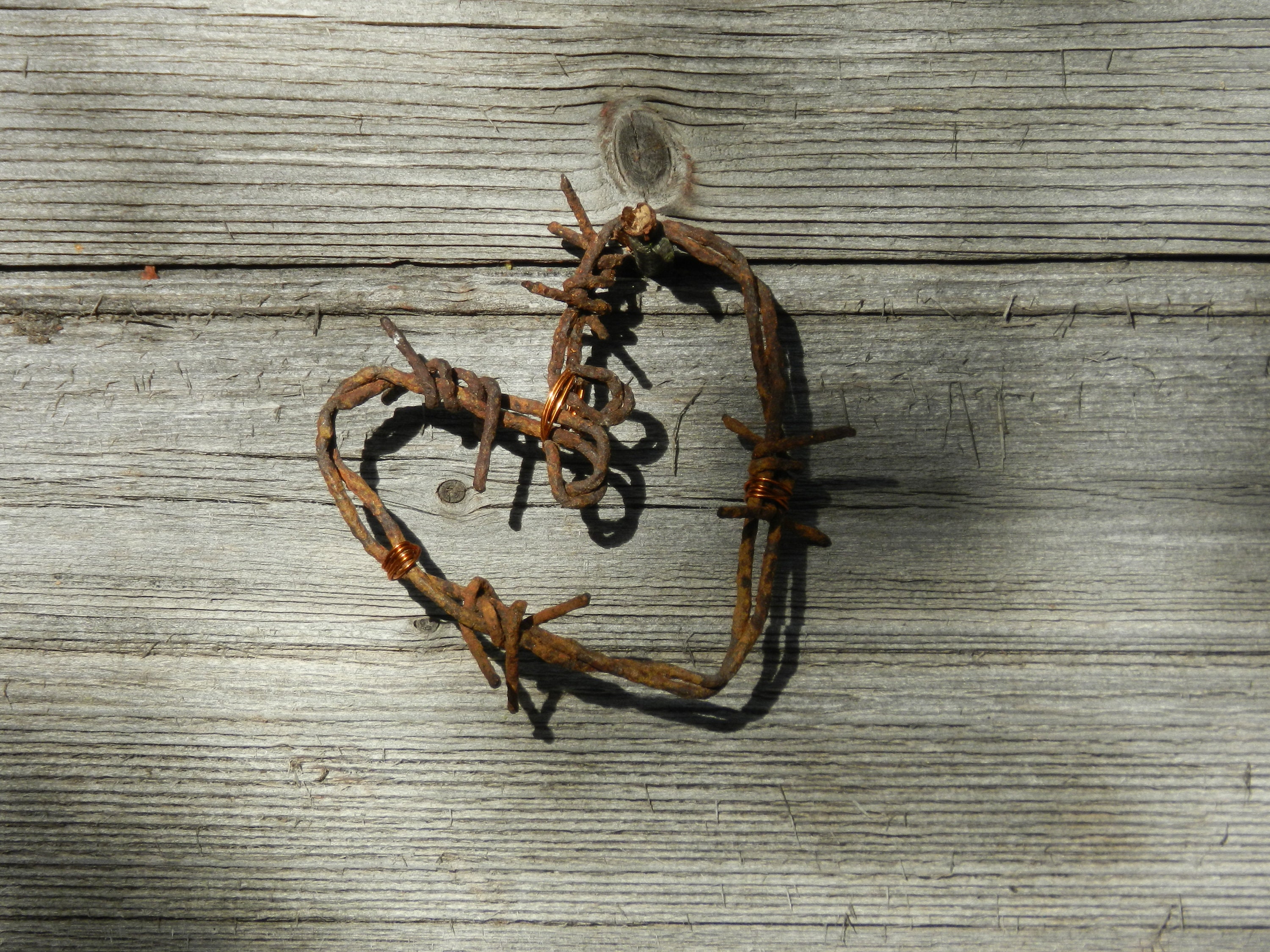 Barbed Wire Heart Rusted Heart Heart Decor Rustic Heart - Etsy