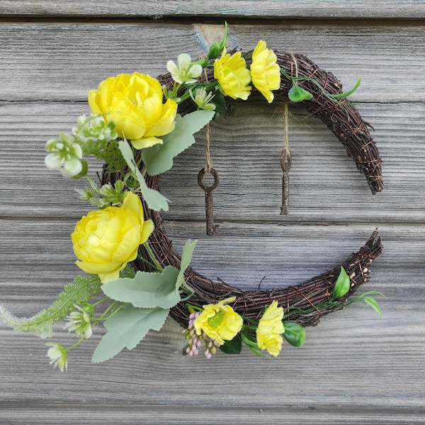 Witchy Wreath - Etsy