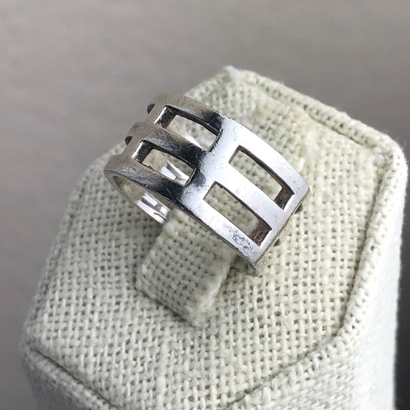 Cage Ring - Etsy
