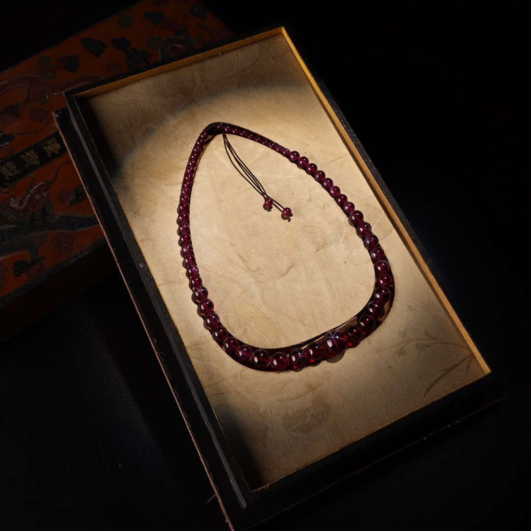 Chinese Pure Hand-carved Rare Red Star Gemstone Necklace, Valuable for ...
