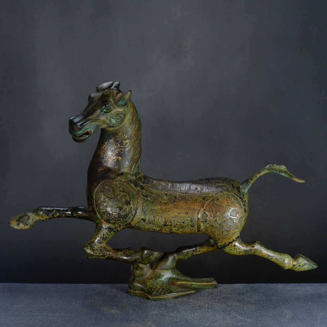 China's Pure Hand-carved Eastern Han Dynasty Wrong Golden Horse ...