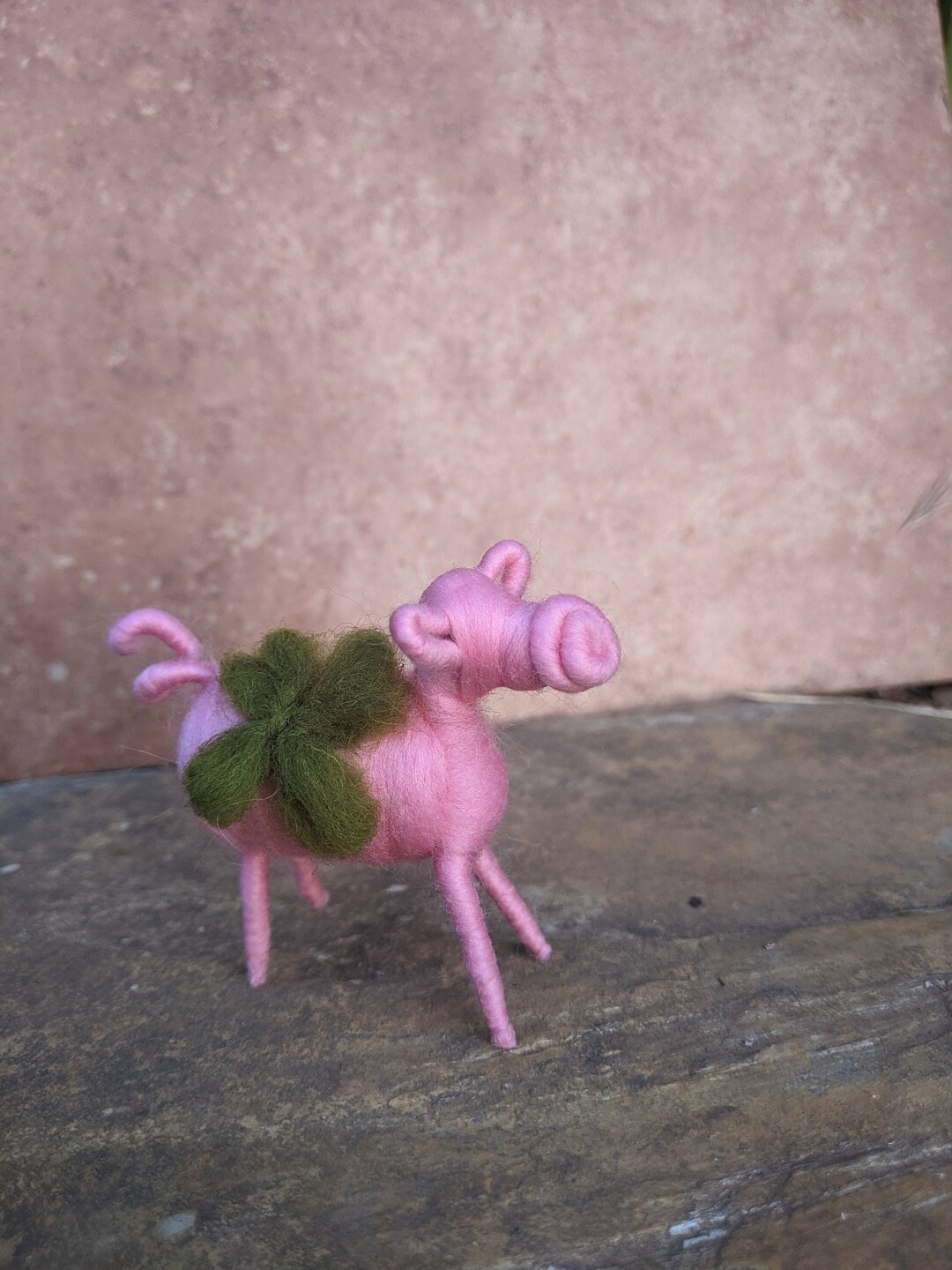 Needle Felted Merino Wool Lucky Pig With Clover, Lucky Charm - Etsy