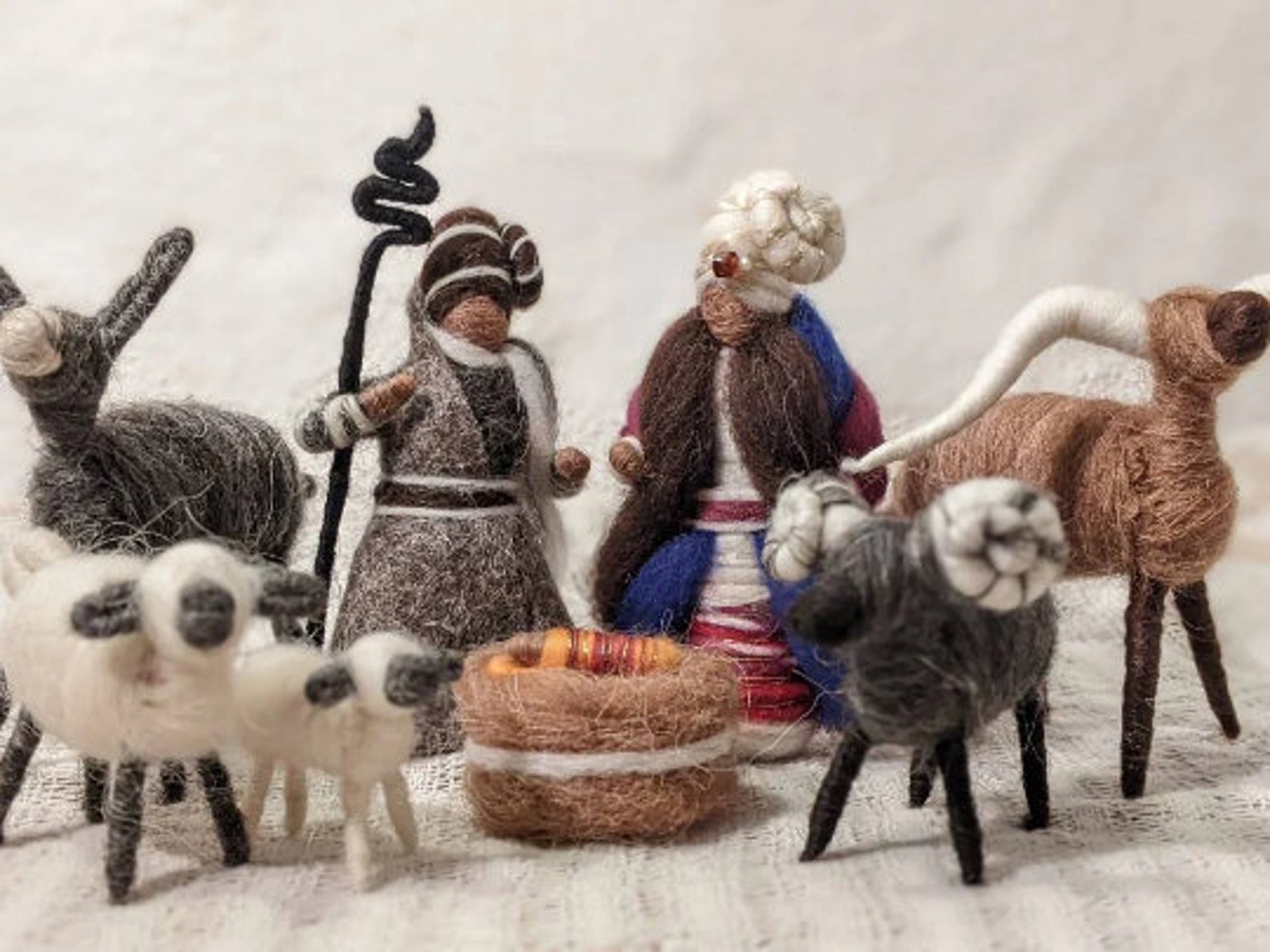 8 Piece Nativity Set With Brown Skin, Including Mary, Joseph, Baby ...