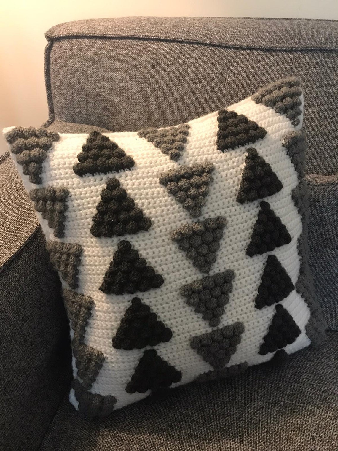 TRIANGLES Crochet Cushion PDF Pattern Pillow Pattern Throw | Etsy