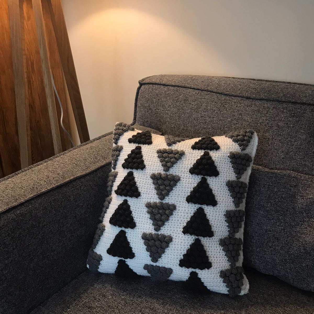TRIANGLES Crochet Cushion PDF Pattern, Pillow Pattern, Throw Pillow ...