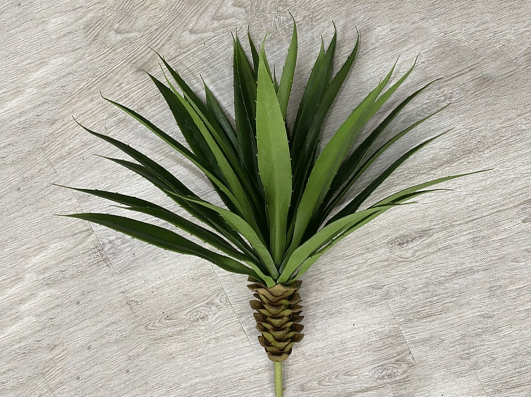 Fake Maguey Plant Crafts, Realistic Agave, Tropical Greenery, Window ...