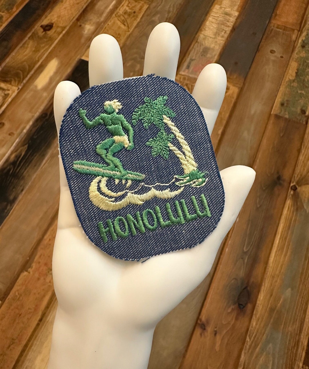 Honolulu Hawaii | Vintage Fabric Patch | Embroidered | Sew-on | Iron-on ...