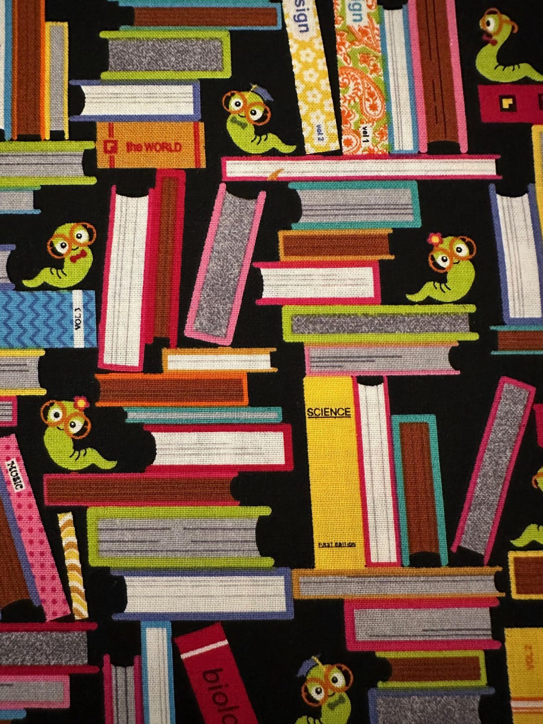 1/2 Yard Bookworm | Books | Cute Worms | Study | OOP | 100% Cotton ...