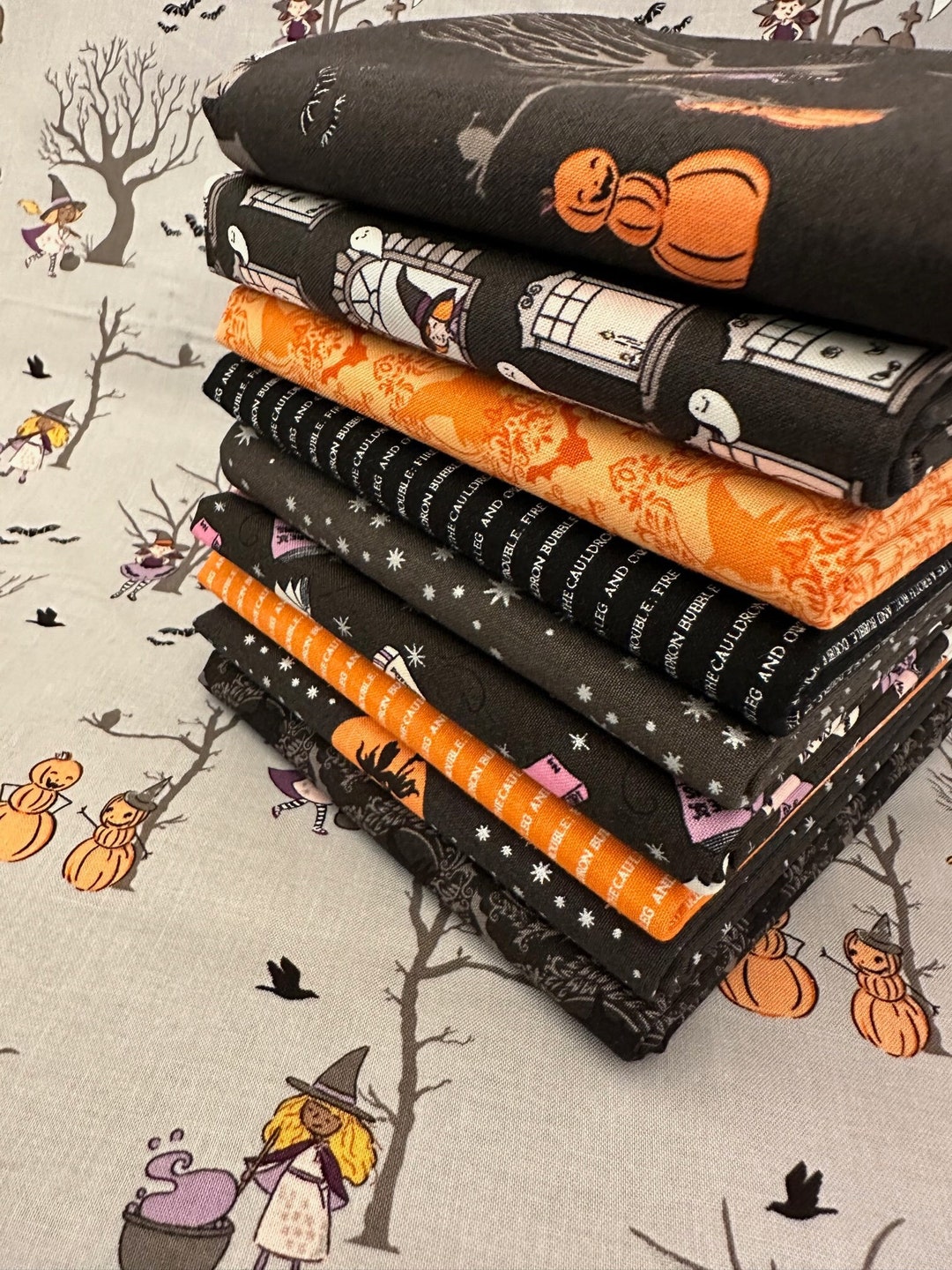 10 Piece Spooky School House Fat Quarter Bundle Halloween 100% Cotton ...